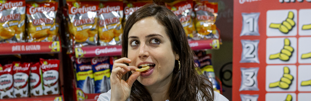 Esta Española Es “catadora Profesional De Snacks”