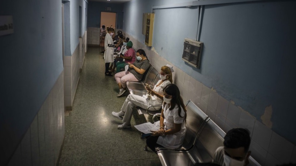 Cuba: Los hospitales se encuentran en situación crítica en el peor ...