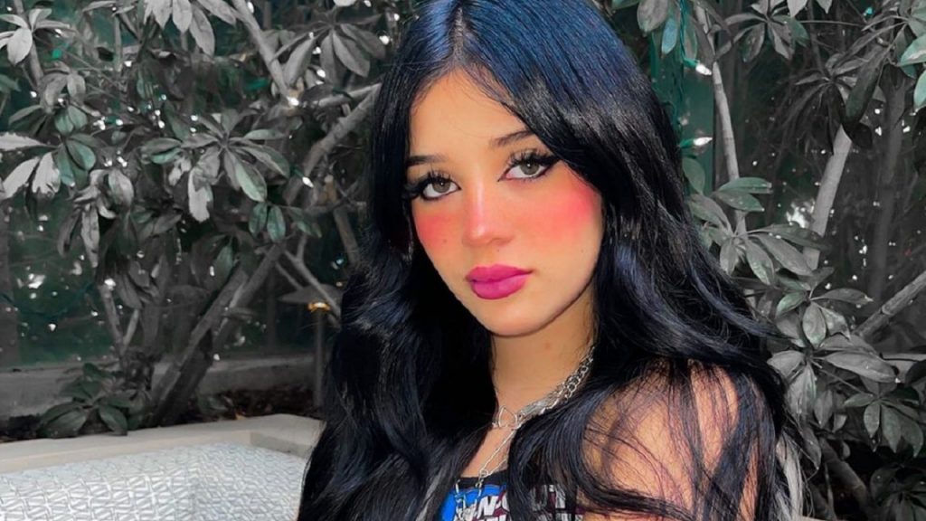 Conoce a Iamferv: La chilena premiada en los MTV Miaw 2021 y con millones de seguidores en redes ...