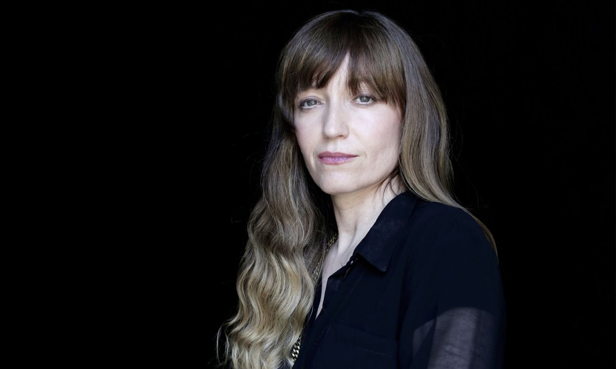 Directora chilena Marialy Rivas dirigirá serie junto a Robert Downey Jr