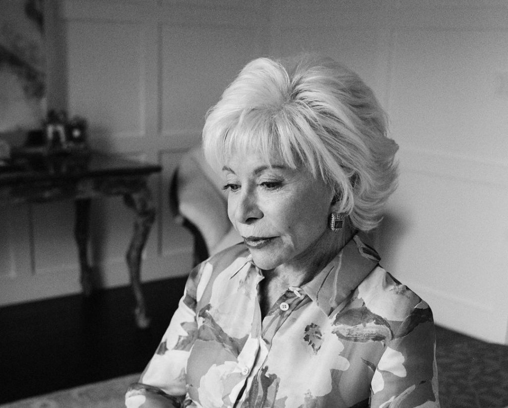 En presentación de su nueva novela: Isabel Allende es protagonista de ...